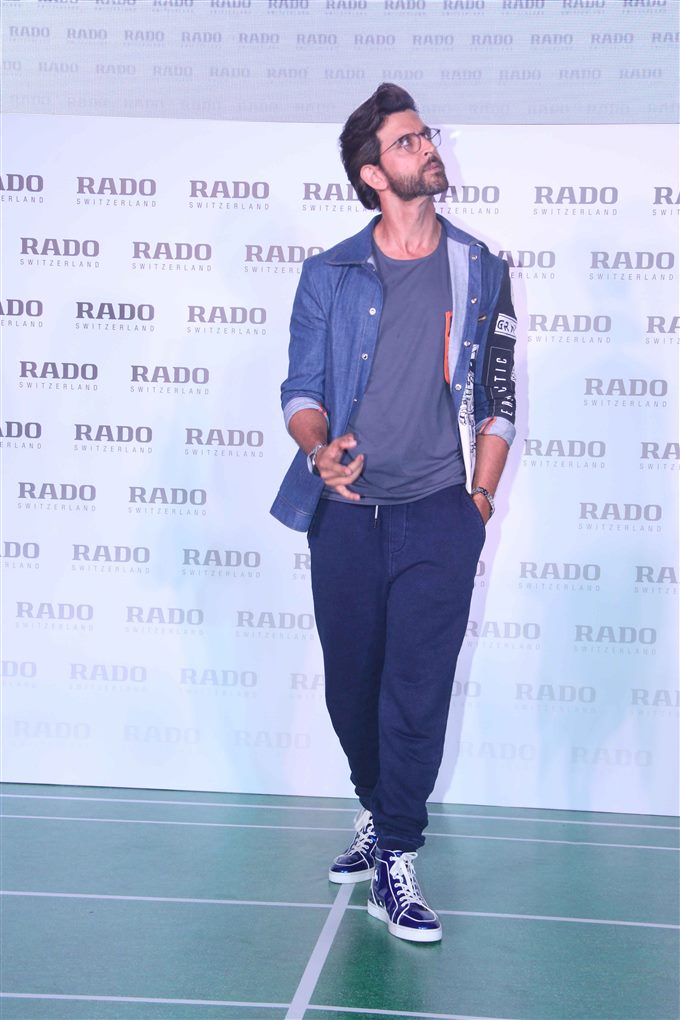 Hrithik Roshan Promote New Collection Rado Watch - Filmibeat
