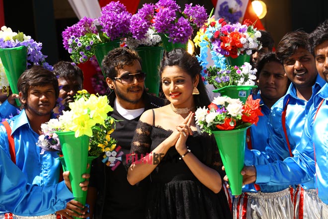 Rajahamsa Kannada Movie: Pooja, Shooting Stills, Location Photos ...