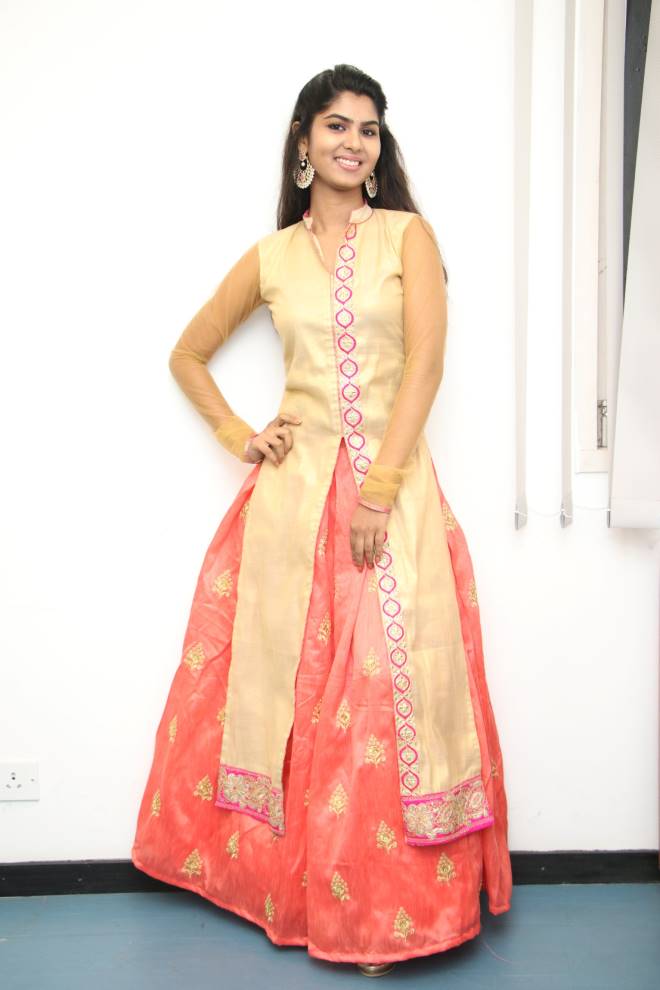 Mouna Valai Movie Pooja - Filmibeat