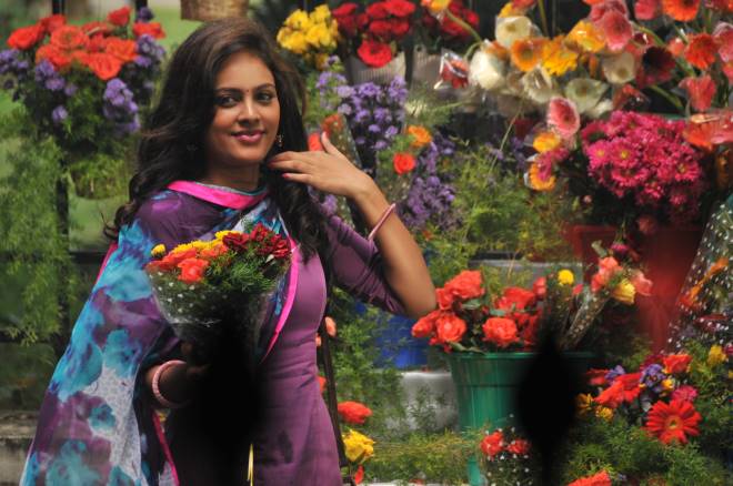 Kathiruppor Pattiyal Tamil Movie: Pooja, Shooting Stills, Location ...