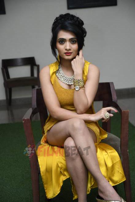 Vishaka Photos: Find Latest HD Images, Pictures, Stills & Pics - Filmibeat