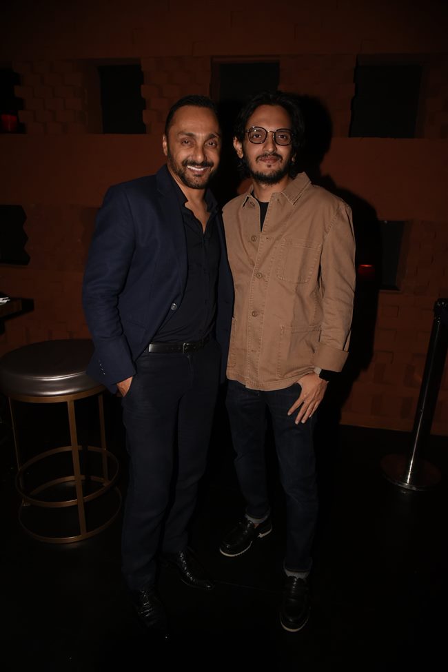 Raveena, Tusshar Kapoor & Rahul Bose At Tanuj Garg Birthday Bash - Filmibeat