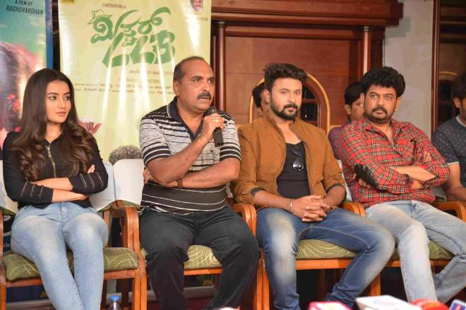 Mr.LLB Press Meet - Filmibeat