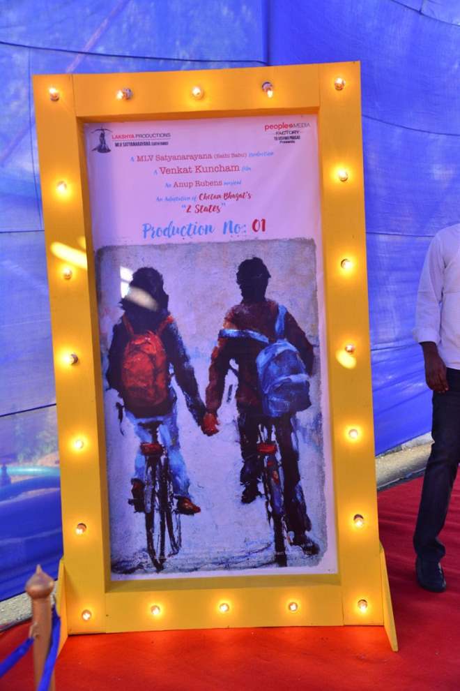 2 States Movie Opening - Filmibeat