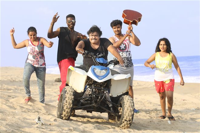 Kadamaan Paarai Tamil Movie: Pooja, Shooting Stills, Location Photos ...