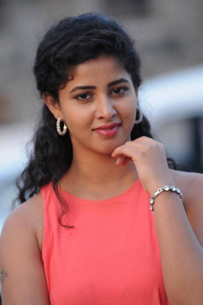 140+ Pavani Photos: Find Latest HD Images, Pictures, Stills & Pics ...