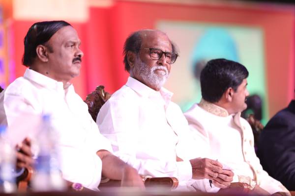 Rajinikanth Unveils MGR Statue - Filmibeat