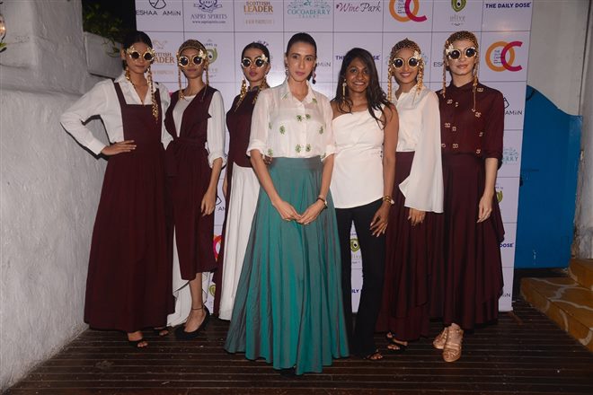 Esha Amin Party With Pooja Chopra - Filmibeat