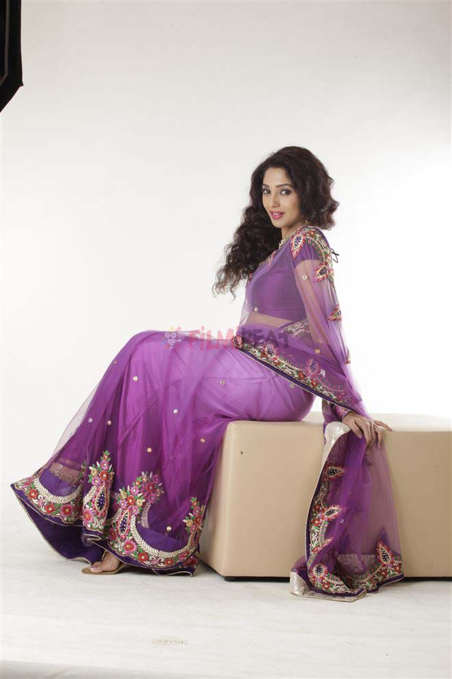 Double Engine Kannada Movie: Pooja, Shooting Stills, Location Photos ...