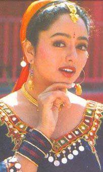 Remembering Versatile Actress Soundarya Rare Unseen - Filmibeat