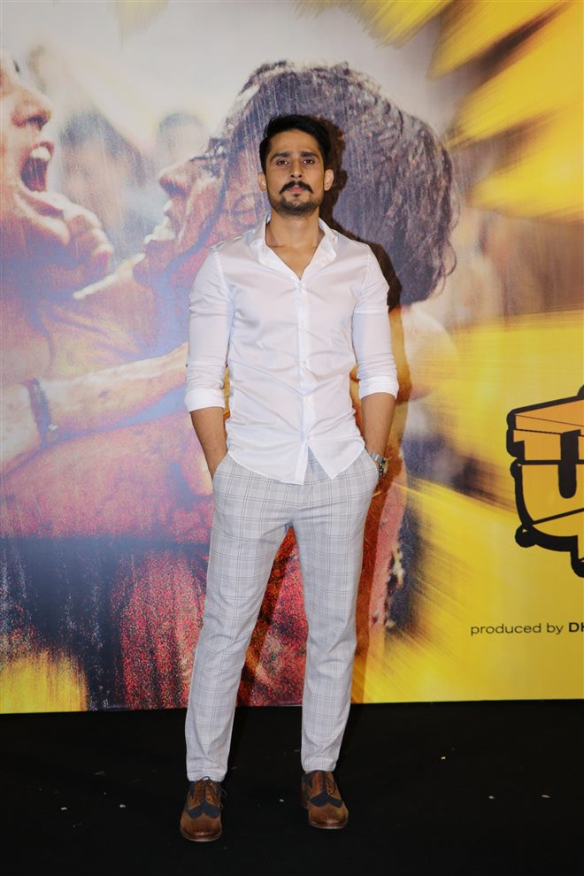 Vishal Bhardwaj Film Pataakha song balma launched - Filmibeat
