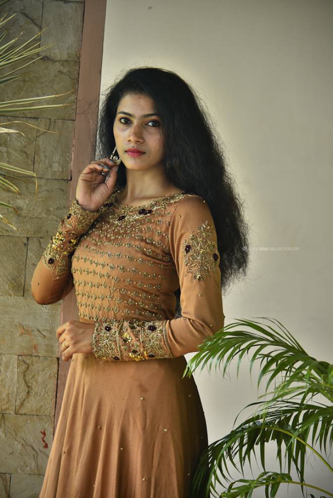 Amrutha S Ganesh Photos: Find Latest HD Images, Pictures, Stills & Pics ...