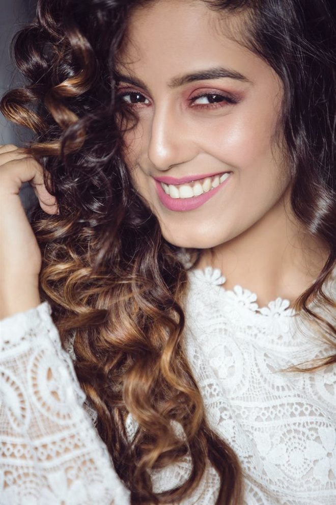 20+ Srishty Rode Photos: Find Latest HD Images, Pictures, Stills & Pics ...