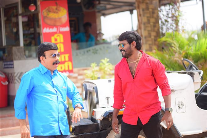 Avathara Vettai Tamil Movie: Pooja, Shooting Stills, Location Photos ...