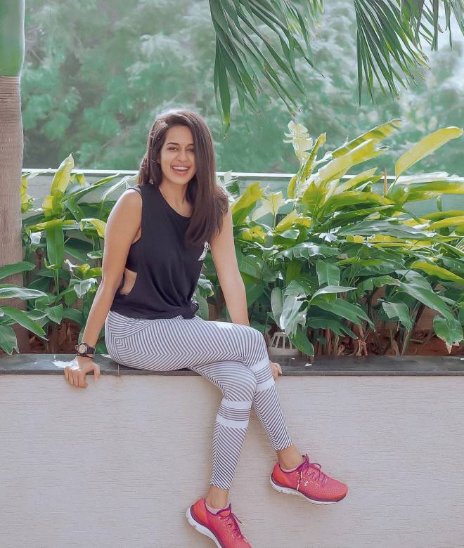 Gorgeous Chennai Girl & Model Pradaini Surva Photos - Filmibeat