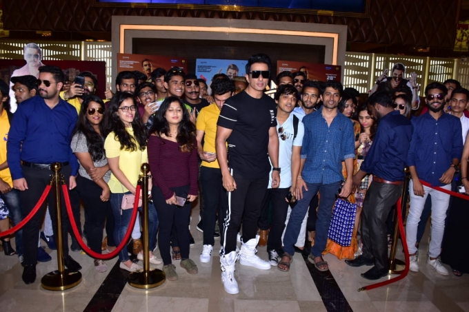 Ranveer Singh & Sara Ali Khan Simbaa Movie Trailer Launch Photos ...
