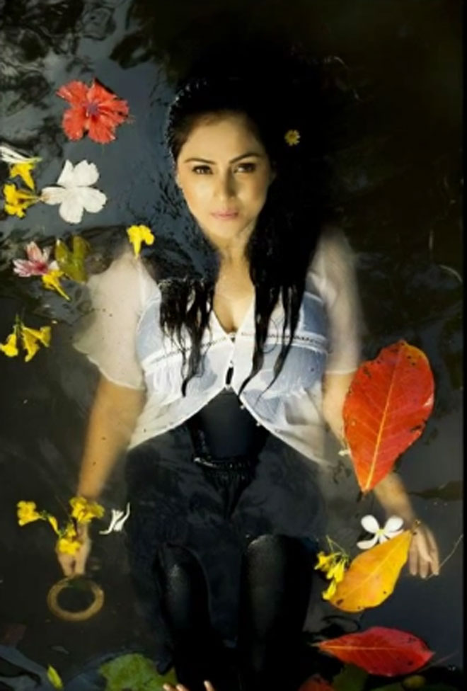 Simran Family Photos - Filmibeat