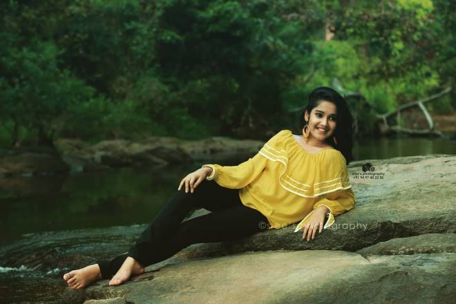 Anikha Family Unseen Photos - Filmibeat