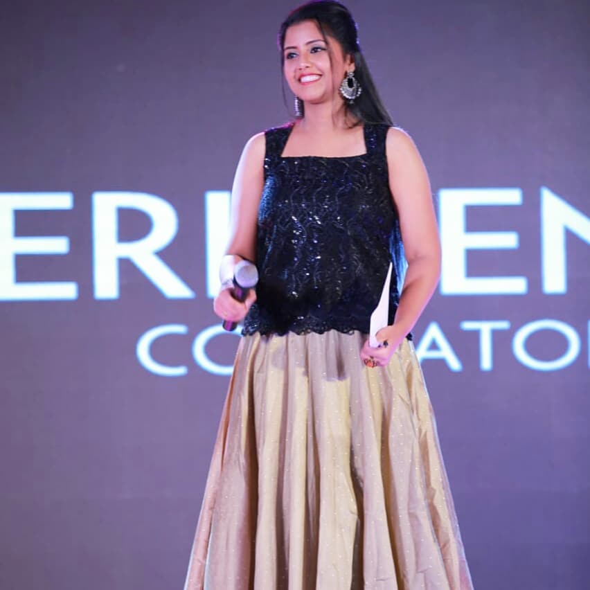 Anjana Photos: Find Latest HD Images, Pictures, Stills & Pics - Filmibeat