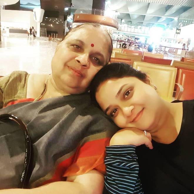 Deepa Bhaskar Photos: Find Latest HD Images, Pictures, Stills & Pics ...