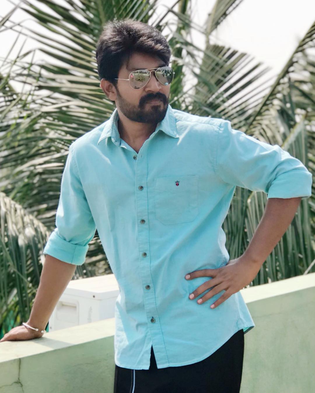 Dhiraviam Rajakumaran Photos: Find Latest HD Images, Pictures, Stills ...