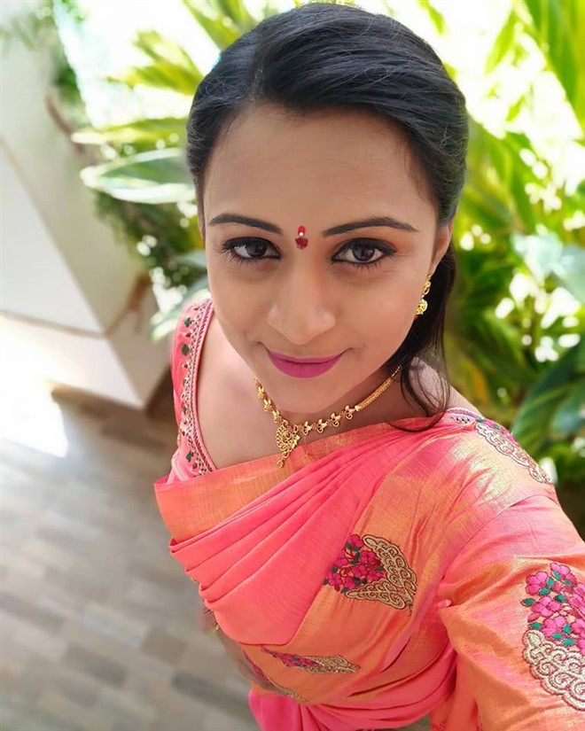 20+ Gowthami Gowda Photos: Find Latest HD Images, Pictures, Stills ...