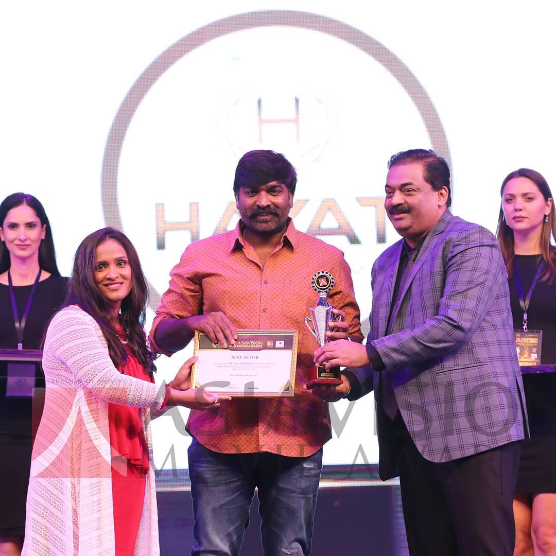 Asia Vision Awards 2019 In Dubai Photos - Filmibeat