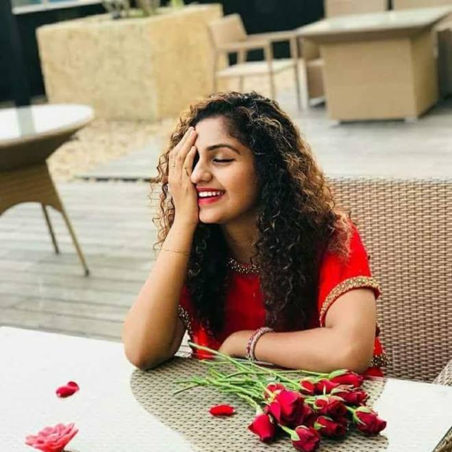 Noorin Shereef Photos | Noorin Shereef Latest HD Pics |Noorin Shereef ...