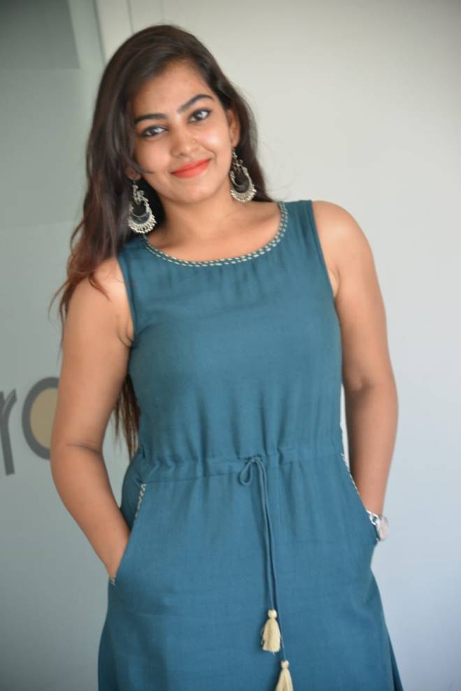 Archana Photos: Find Latest HD Images, Pictures, Stills & Pics - Filmibeat