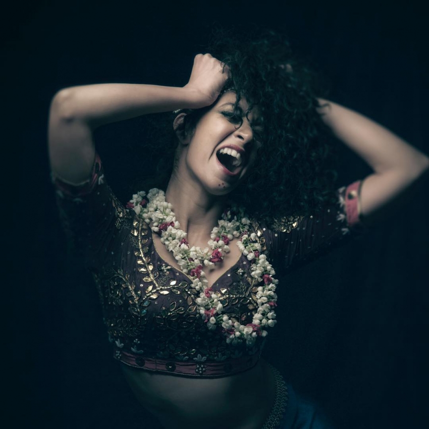 20+ Mayuri Upadhya Photos: Find Latest HD Images, Pictures, Stills ...