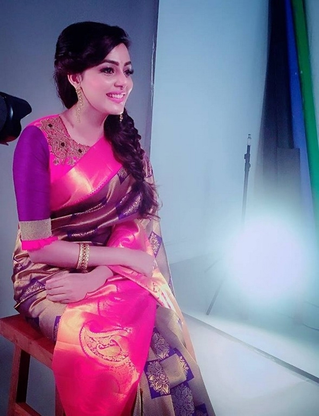 Aradhya Ann Photos: Find Latest HD Images, Pictures, Stills & Pics ...