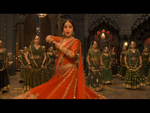 Kalank Bollywood Movie: Pooja, Shooting Stills, Location Photos & First ...