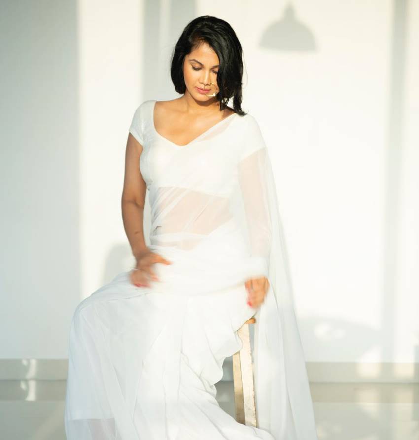 Rupali Suri Photos: Find Latest HD Images, Pictures, Stills & Pics ...