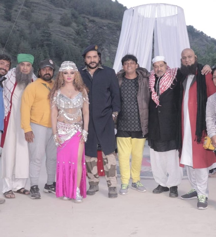 Dhara 370 Bollywood Movie: Pooja, Shooting Stills, Location Photos ...