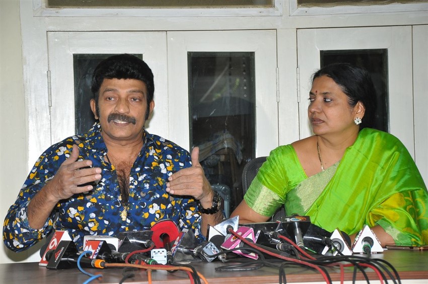 Jeevitha Rajasekhar Press Meet Photos - Filmibeat