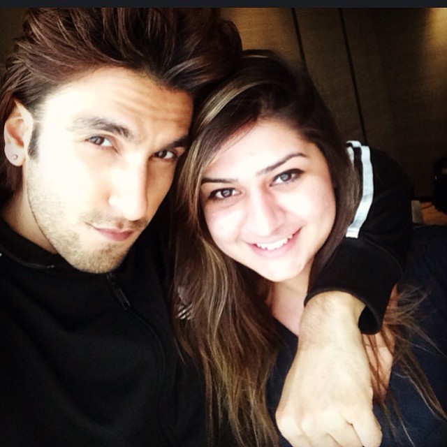 Royal Challengers Bangalore Fangirl Deepika Ghose Photos Goes Viral ...