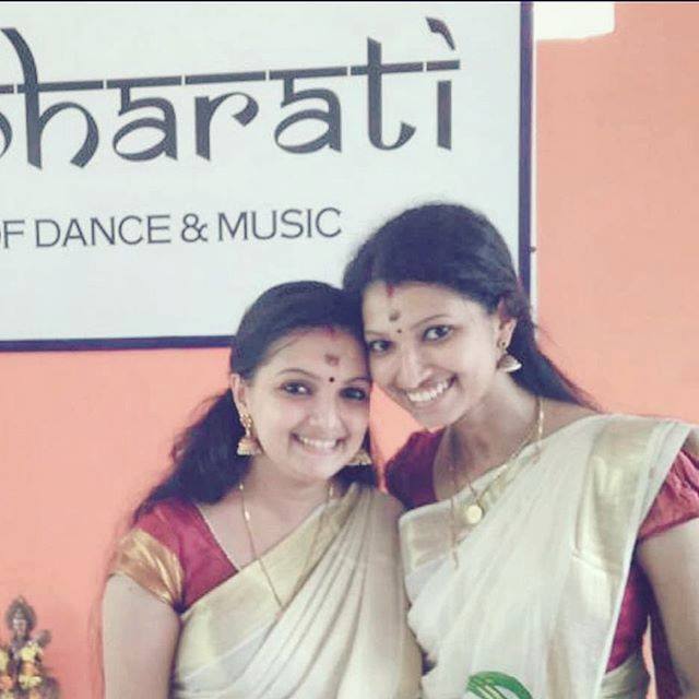 Saranya Mohan Family Photos 2019 - Filmibeat