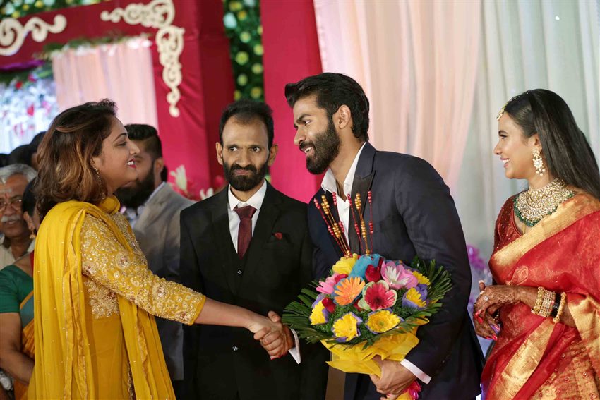 Yuvarajkumar Wedding Reception Photos - Filmibeat