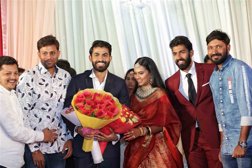 Yuvarajkumar Wedding Reception Photos - Filmibeat