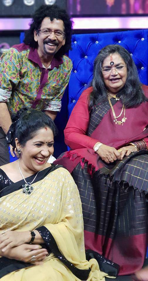 Bigg Boss Season 3 Contestant Singer Mohan Vaidya Unseen Photos - Filmibeat