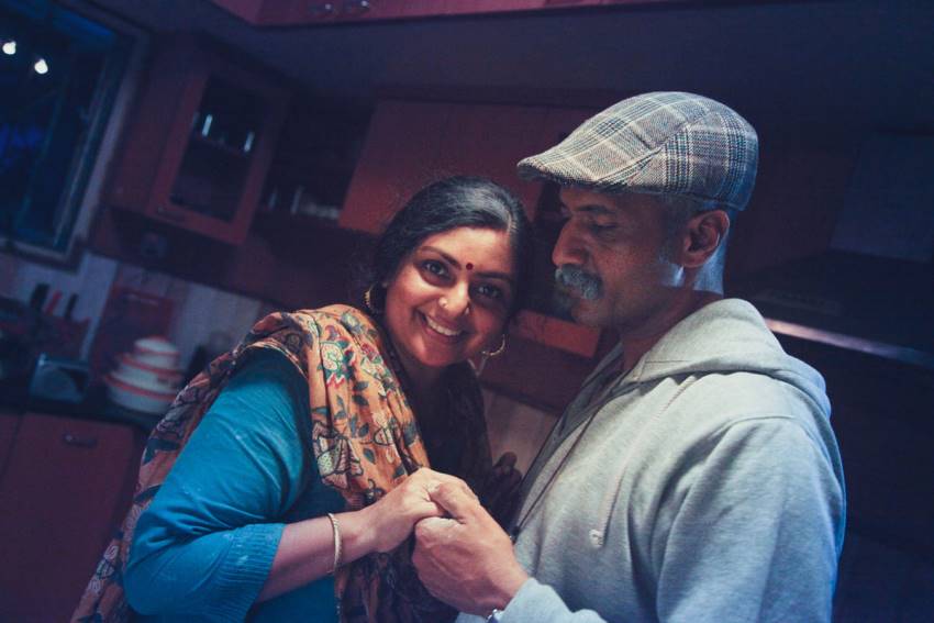 House Owner Tamil Movie: Pooja, Shooting Stills, Location Photos ...