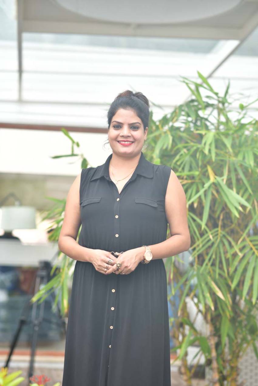 Subi Suresh Photos: Find Latest HD Images, Pictures, Stills & Pics ...