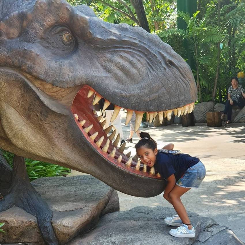 Sri Murali Enjoys Vacation In Singapore With His Family Photos - Filmibeat