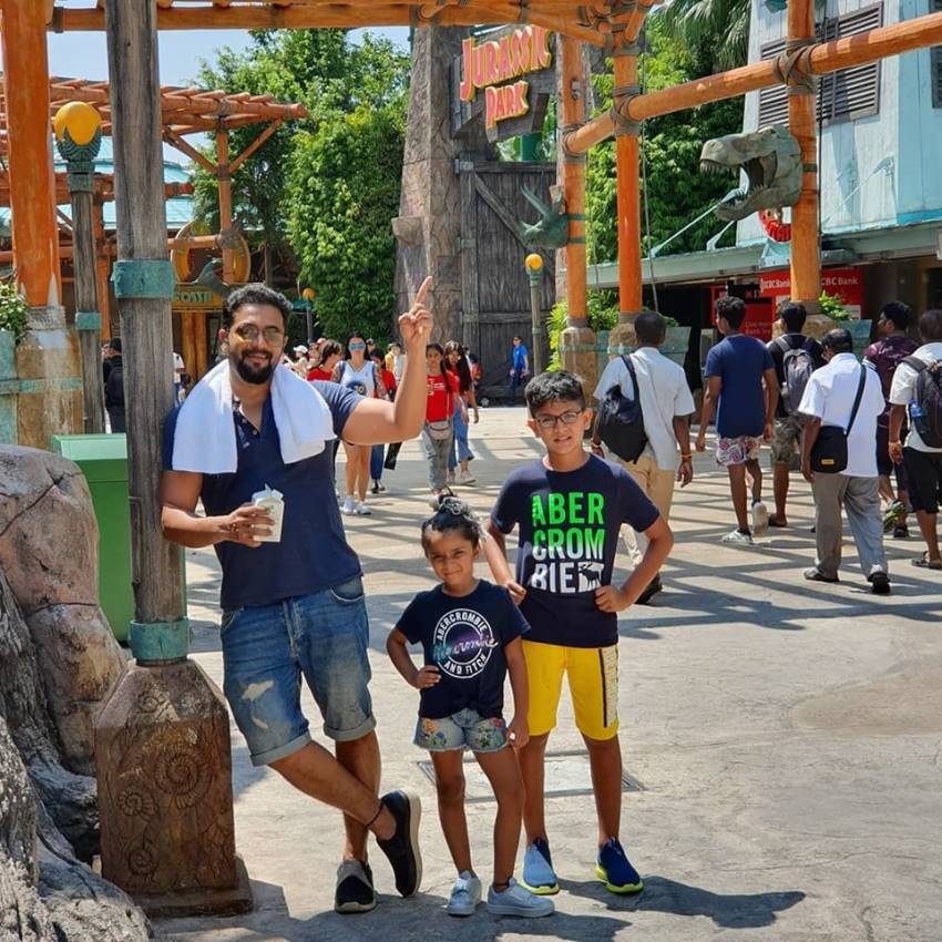 Sri Murali Enjoys Vacation In Singapore With His Family Photos - Filmibeat