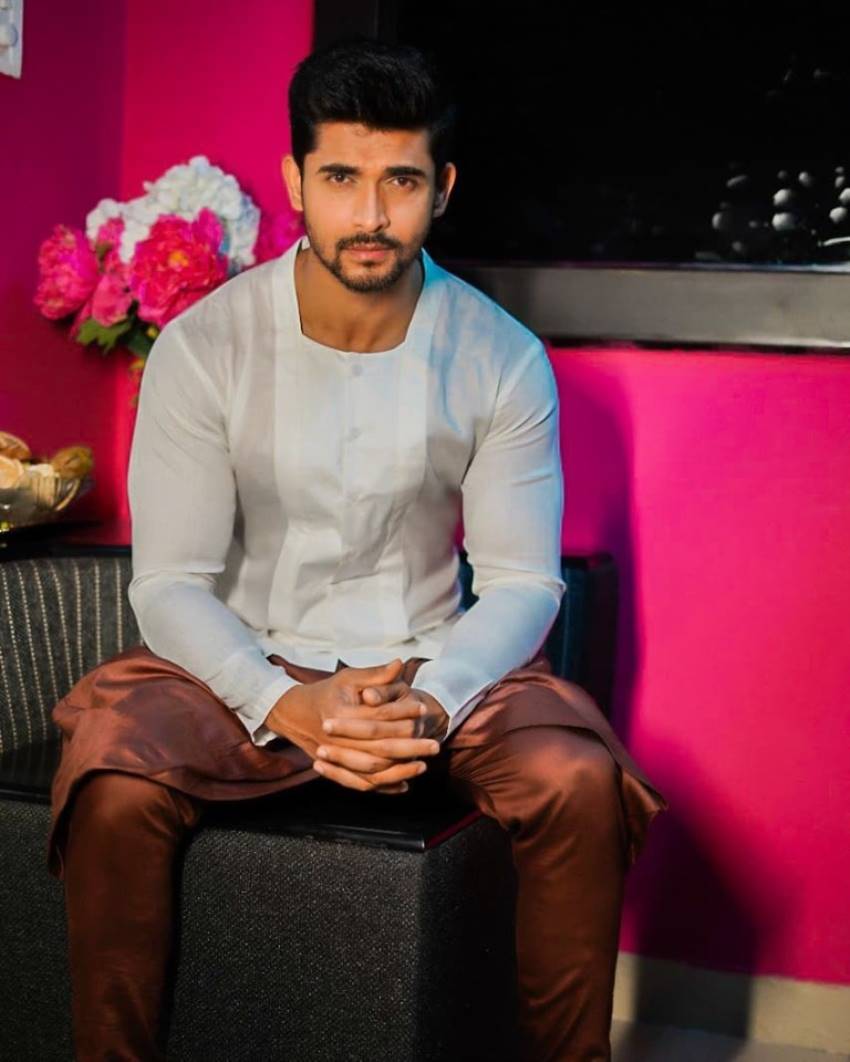 30+ Chandan Kumar Photos: Find Latest HD Images, Pictures, Stills ...