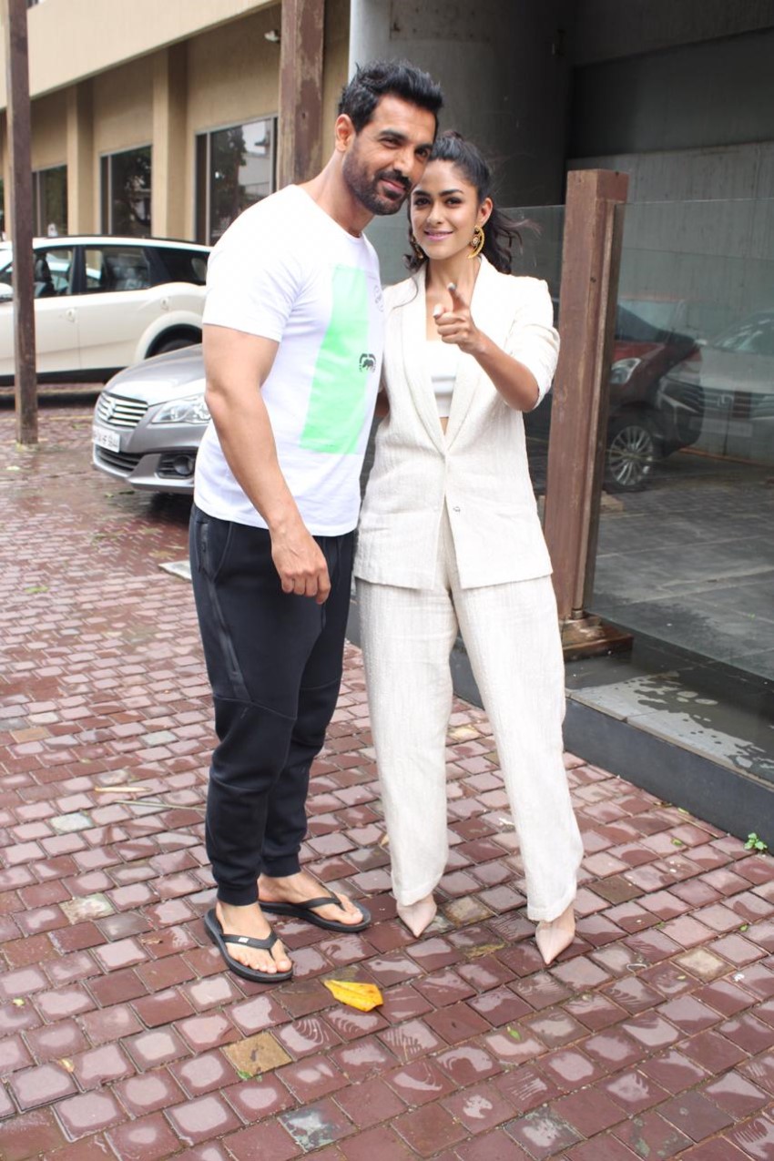 John Abraham, Mrunal Thakur & Nikhil Advani snapped promoting their film 'Batla House' at JW ...
