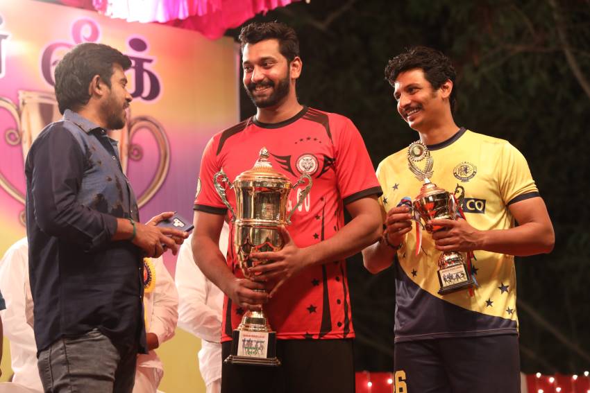 Kalathil Santhippom Tamil Movie: Pooja, Shooting Stills, Location ...