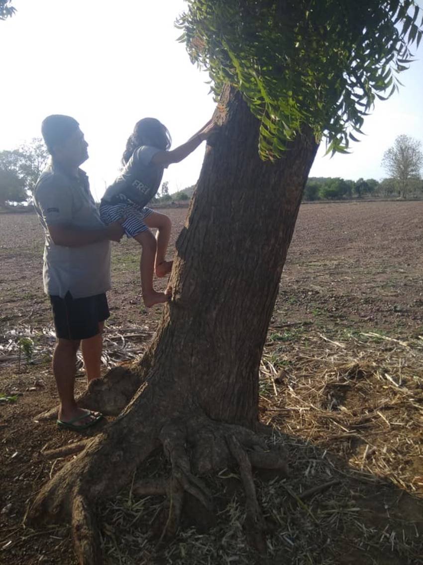 Child Artist Sharvari Unseen Photos - Filmibeat