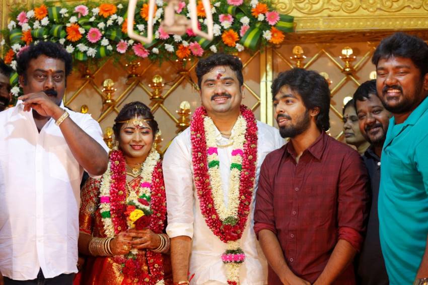 Producer M. Saravanan Entered Wedlock With Sravya Keerthana Photos - Filmibeat