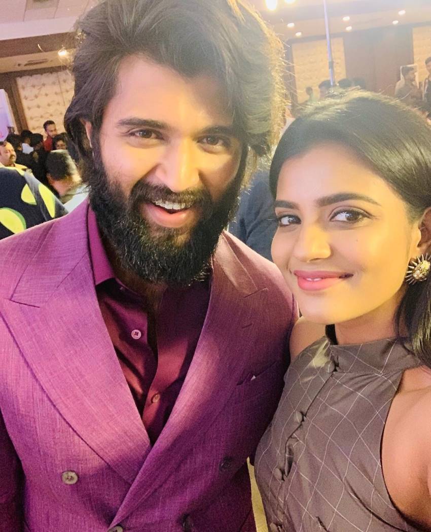 Aishwarya Rajesh Real Family And Unseen Photos - Filmibeat